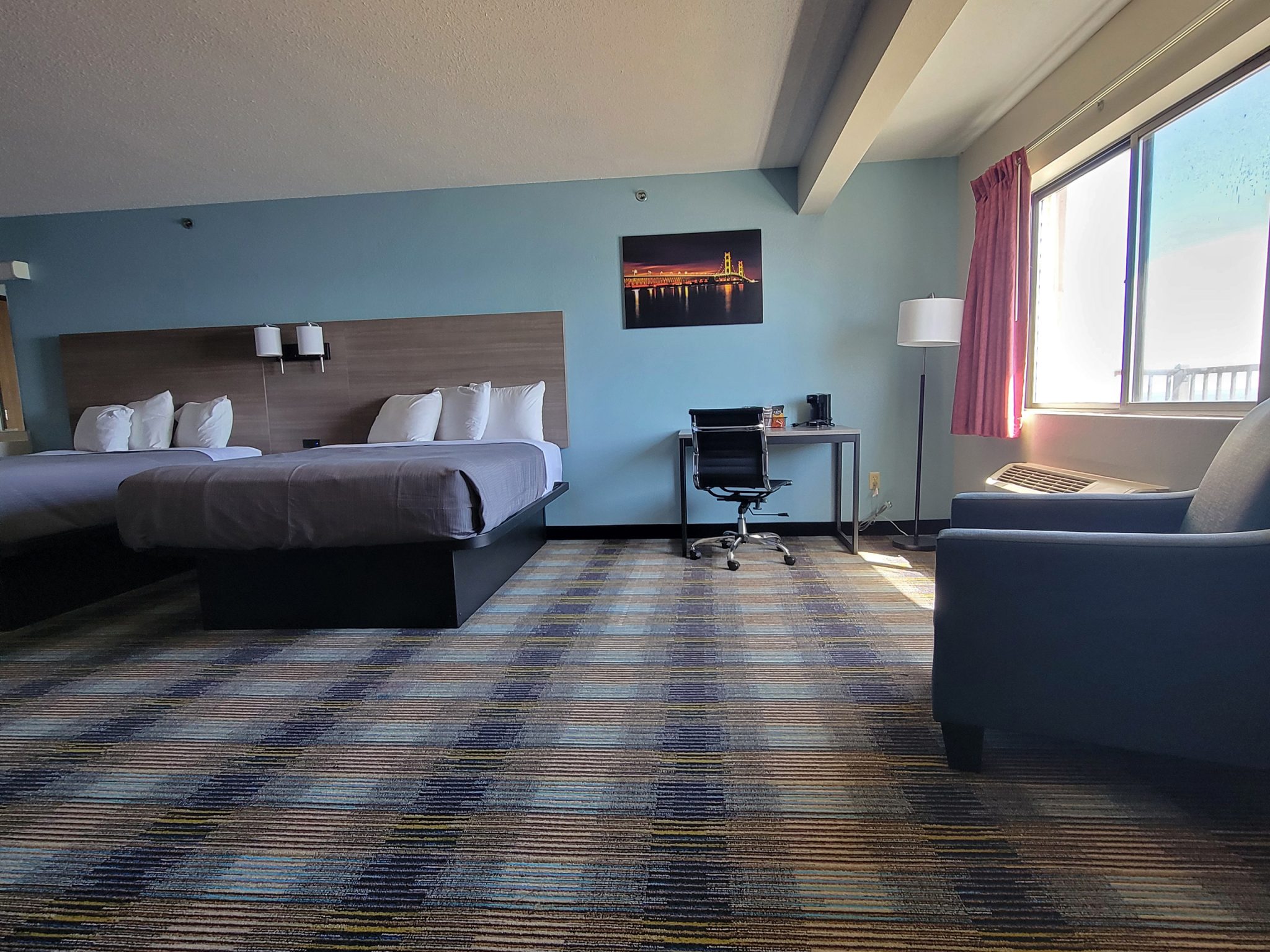 Queen, King, Whirlpool, 2 or 3 Room Suites and Handicap Accessible Rooms